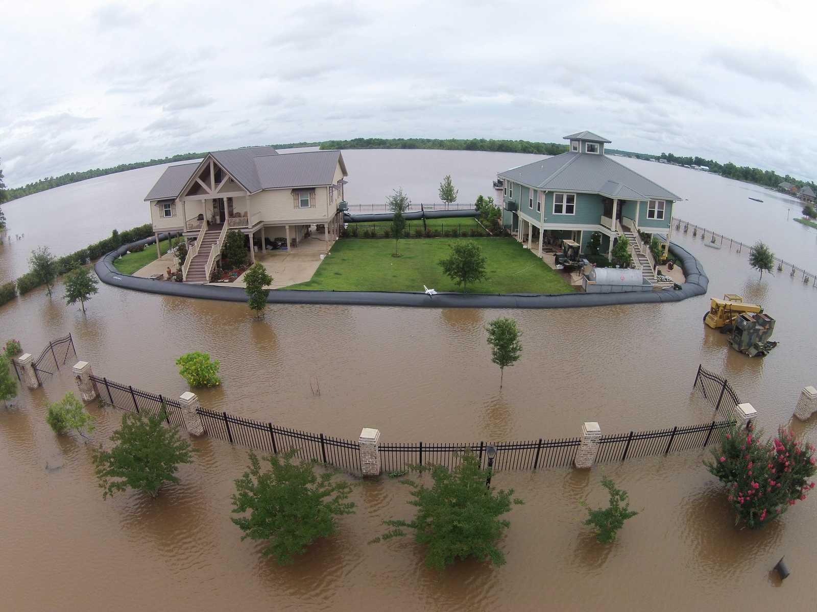 AquaDam® Flood Control: Advanced Flood Protection from Layfield